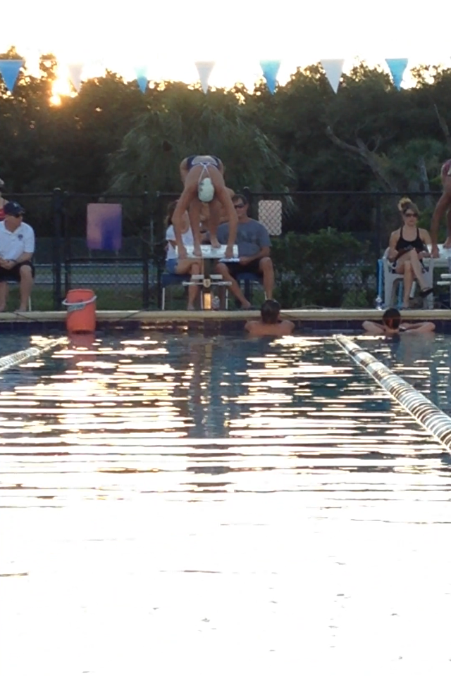 AHN swim team makes a splash against Hillsborough High School – Achona